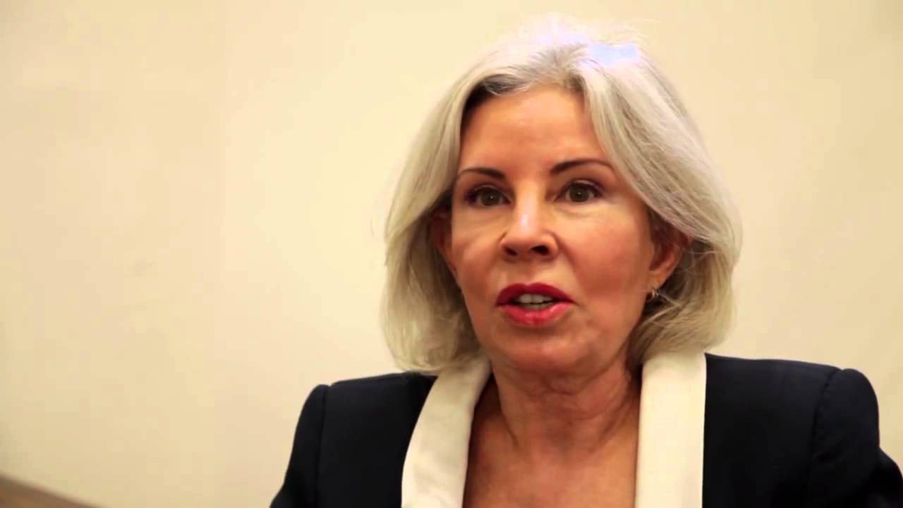 Dr Andrea Louis in Semaphore Adelaide discusses Anti Wrinkle Injections ...