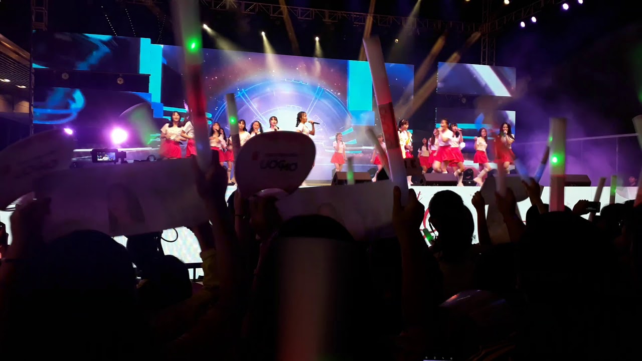 Sonichi - SGO48 Live Fancam - YouTube