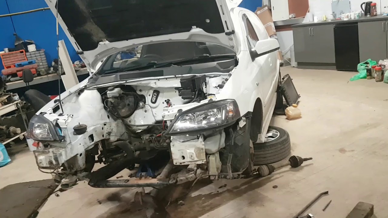 Mk4 astra van strip down and start of pick up truck conversion - YouTube