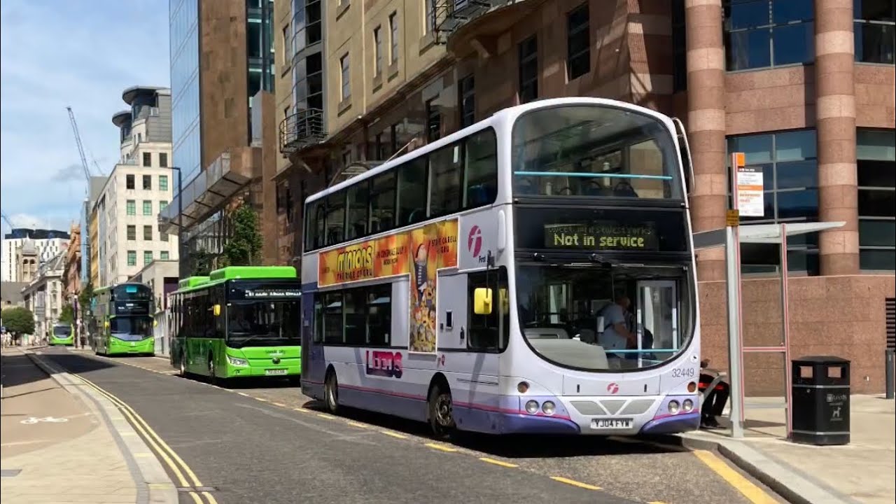 Nice First Leeds Volvo B7TL Wright Eclipse Gemini (32449 YJ04 FYW ...