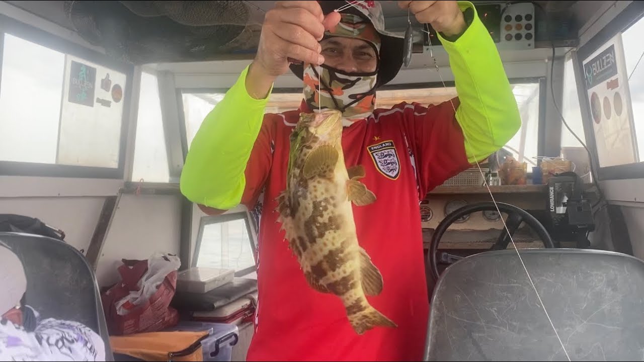 26 Feb 22 Boat Fishing Grouper Spanish Flag Snapper - YouTube