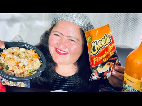 Cheetos flamin hot con salsa Valentina - YouTube