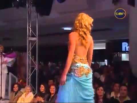 OOPS! Skirt Falls Down on catwalk - Miss Universe - Jennifer.www.starred.tk.