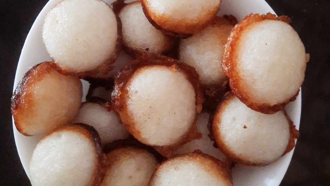 കണ്ണൂരപ്പം വെള്ള കാരായപ്പം || kannur appam||Vella karayappam - YouTube