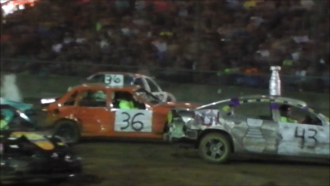 Demo Derby 2 - World's Largest Demolition Derby - YouTube