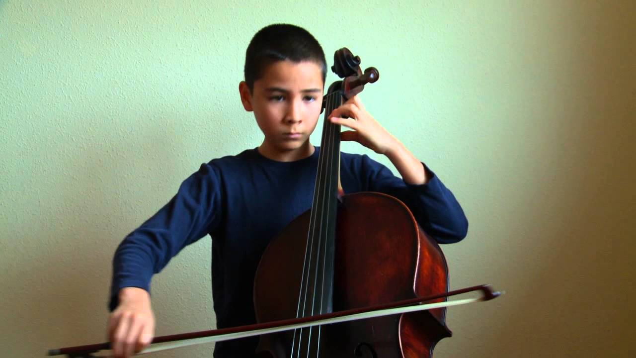 Bach Cello Suite No.1 Preludio - YouTube