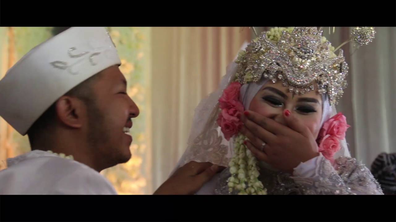 Dede & Ipung wedding clip - YouTube