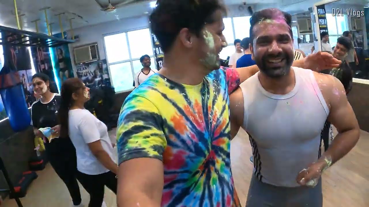 Holi Celebration in Pushup Gym | Full Masti & Dancing | HIT Training ...