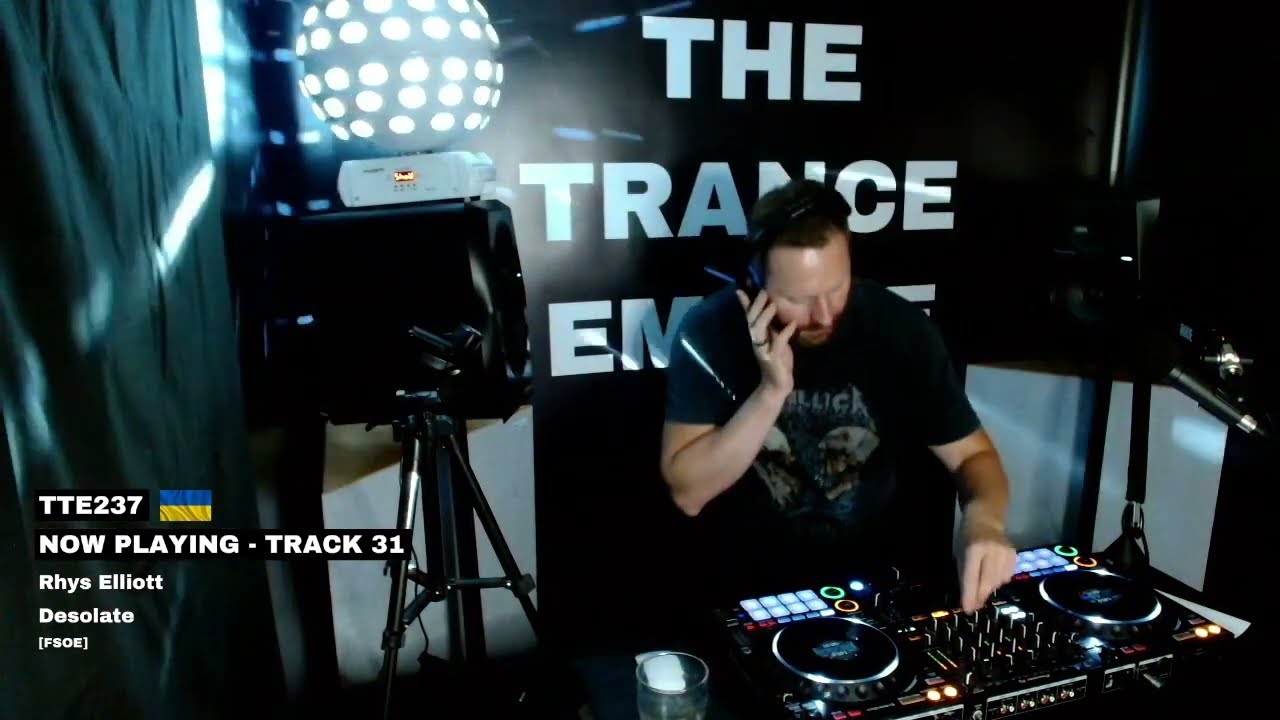 Rhys Elliott - Desolate [FSOE] TTE237 Cut - YouTube