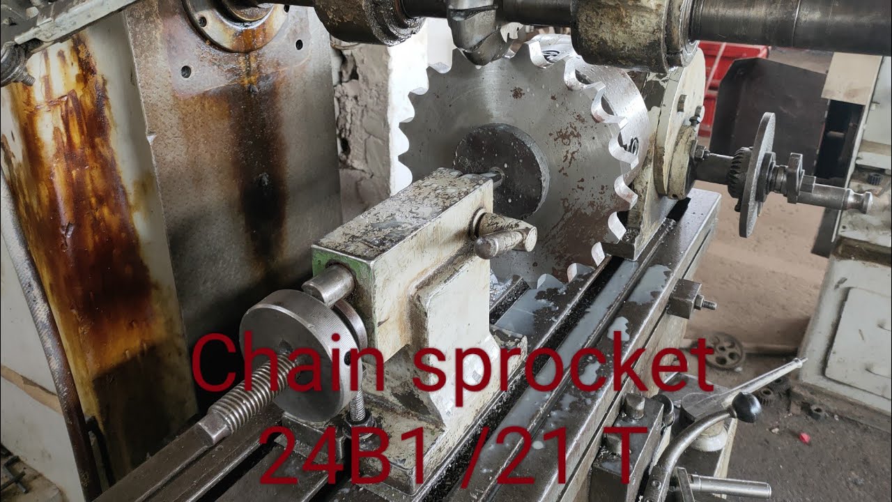sprocket gear made on horizontal milling machine 24B1/21 teeth - YouTube