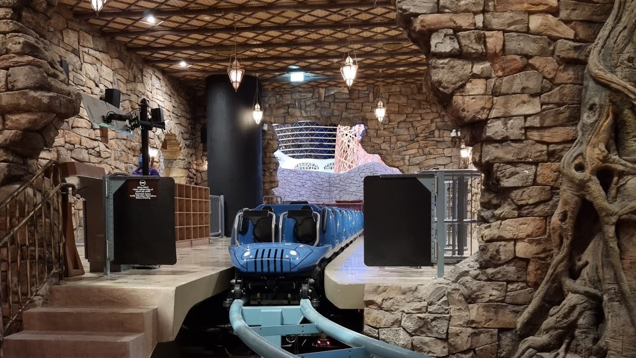 Oryx Express - Doha Quest - Onride POV - YouTube