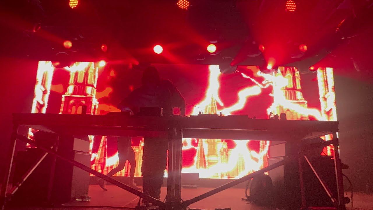 Svdden Death live in Hawaii(4k) - YouTube