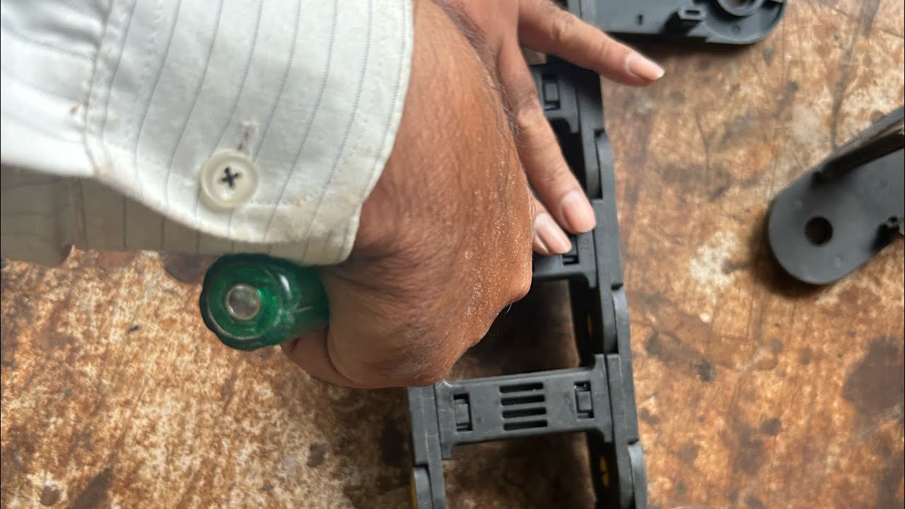 Cnc machine drag chain installation.@k-techcnc1696 @Journeywithaz # ...