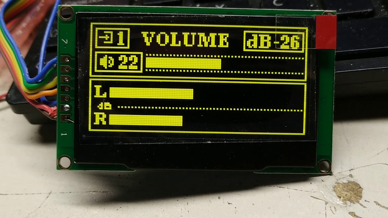 Display OLED 2.42 no pré amplificador controlado pelo Arduino e TDA ...