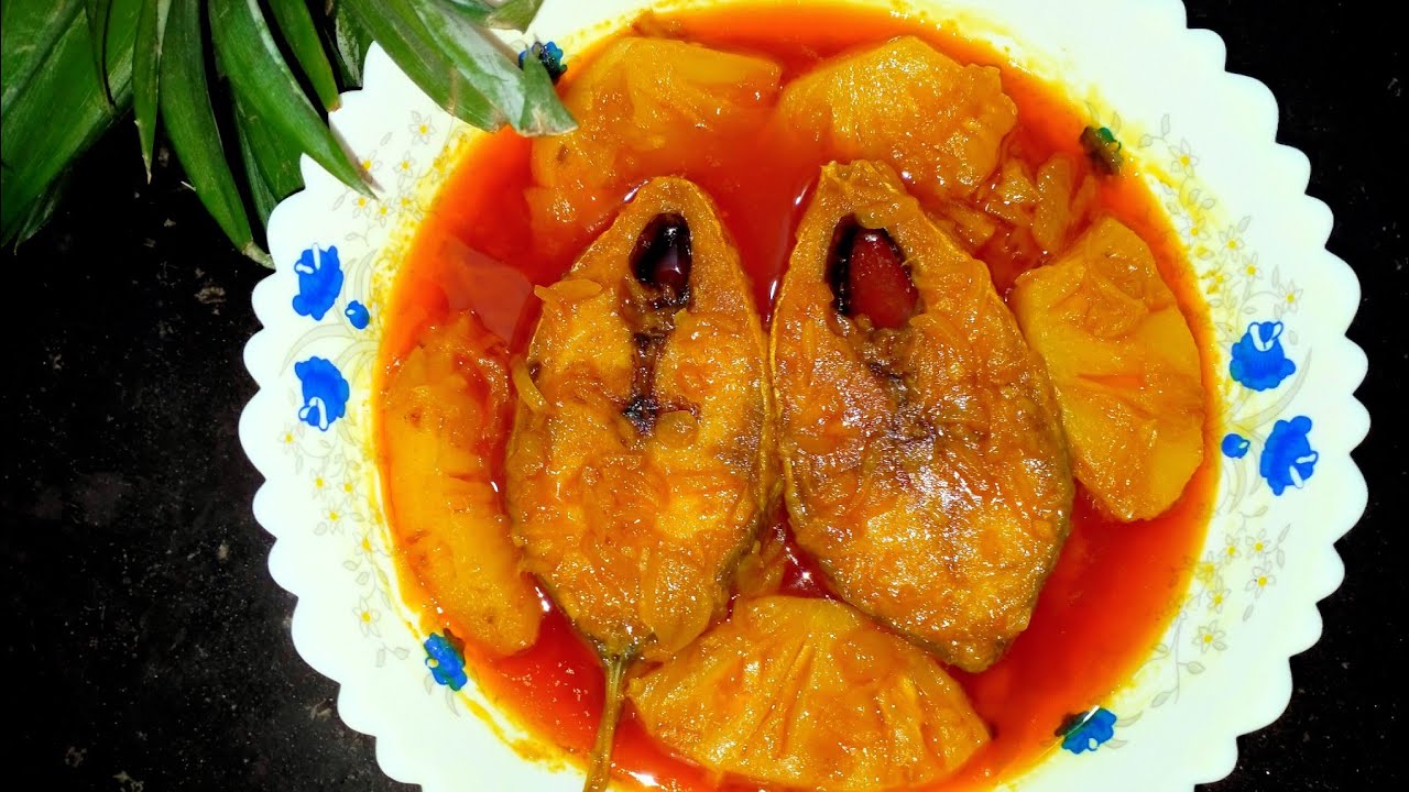 আনারস দিয়ে ইলিশ মাছ ভুনা রেসিপি।। Anarosh Ilish Bhuna Recipe ...