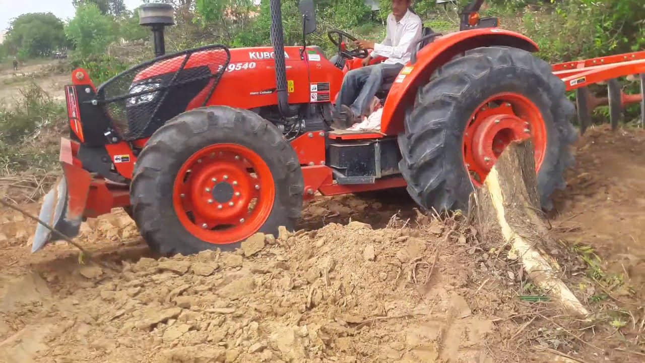 Kubota M9540 កំលាំងខ្លាំង - YouTube