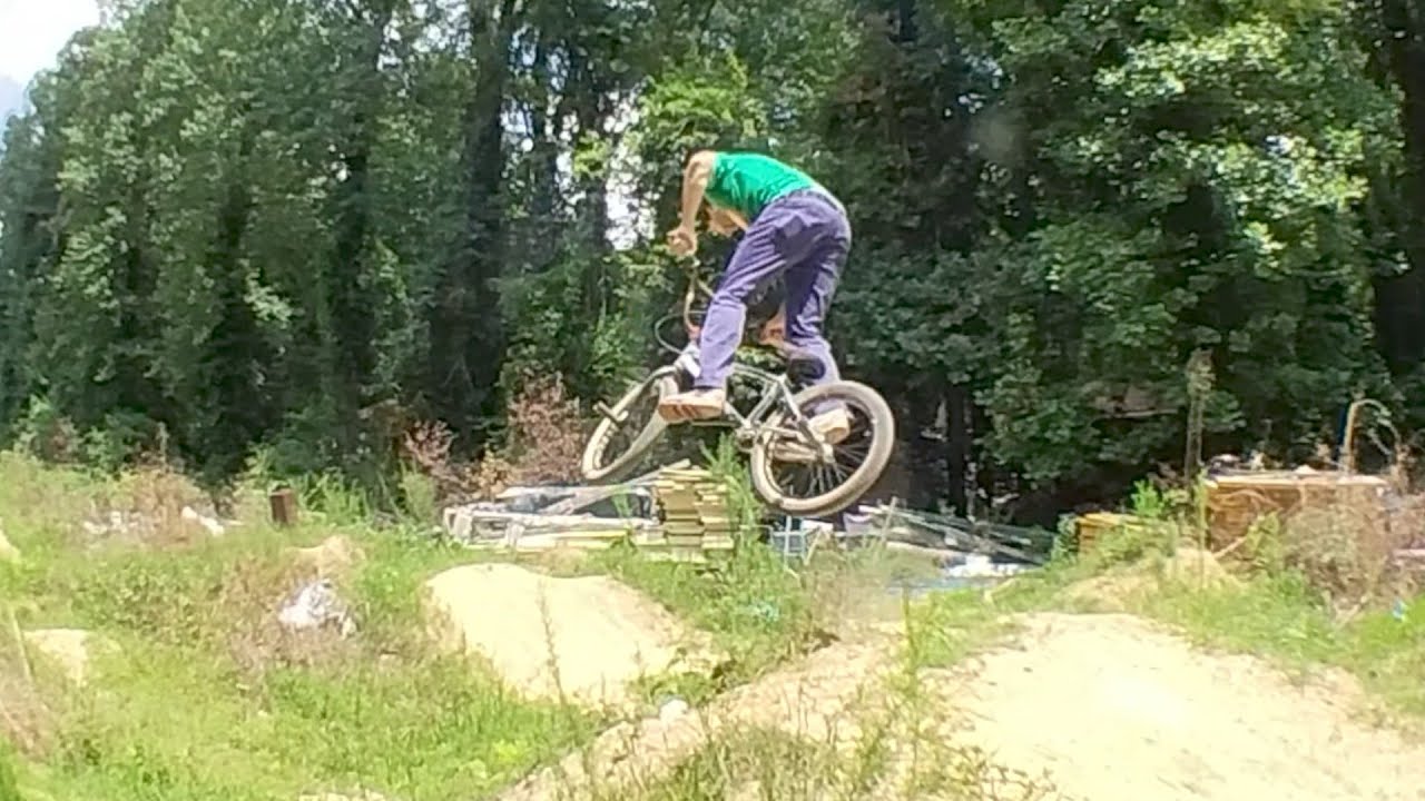 Officially Spun Out on the 3's🚴☠️ #shieldbmx #boneshakerbicycles # ...