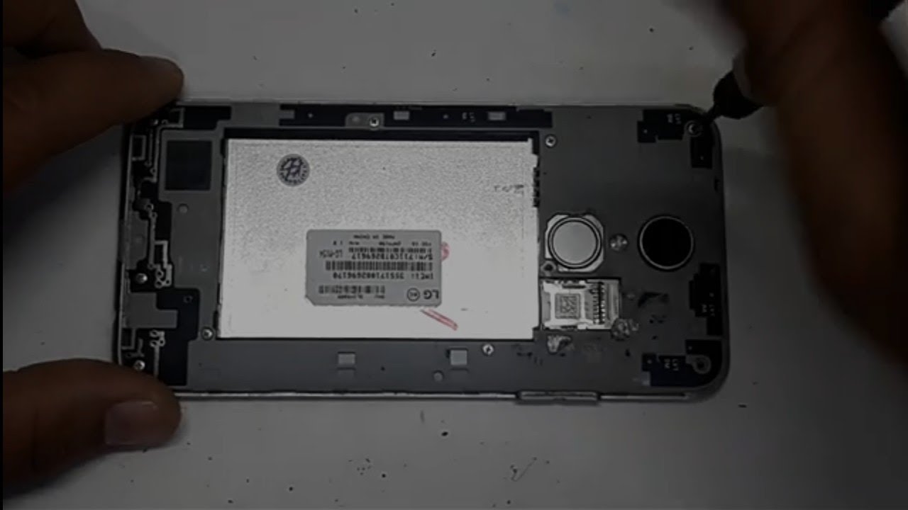 Destapar LG Rosio 2 LG M154 Uncover LG Rosio 2 dissambre LG - YouTube
