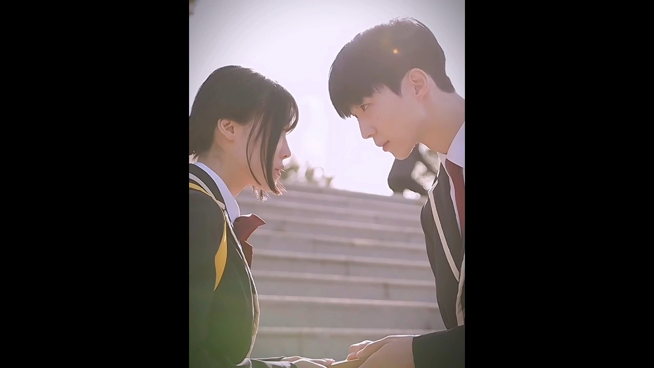 Ela conheceu ele e ficou obcecada (Monster Under The Bed) Daria um ...