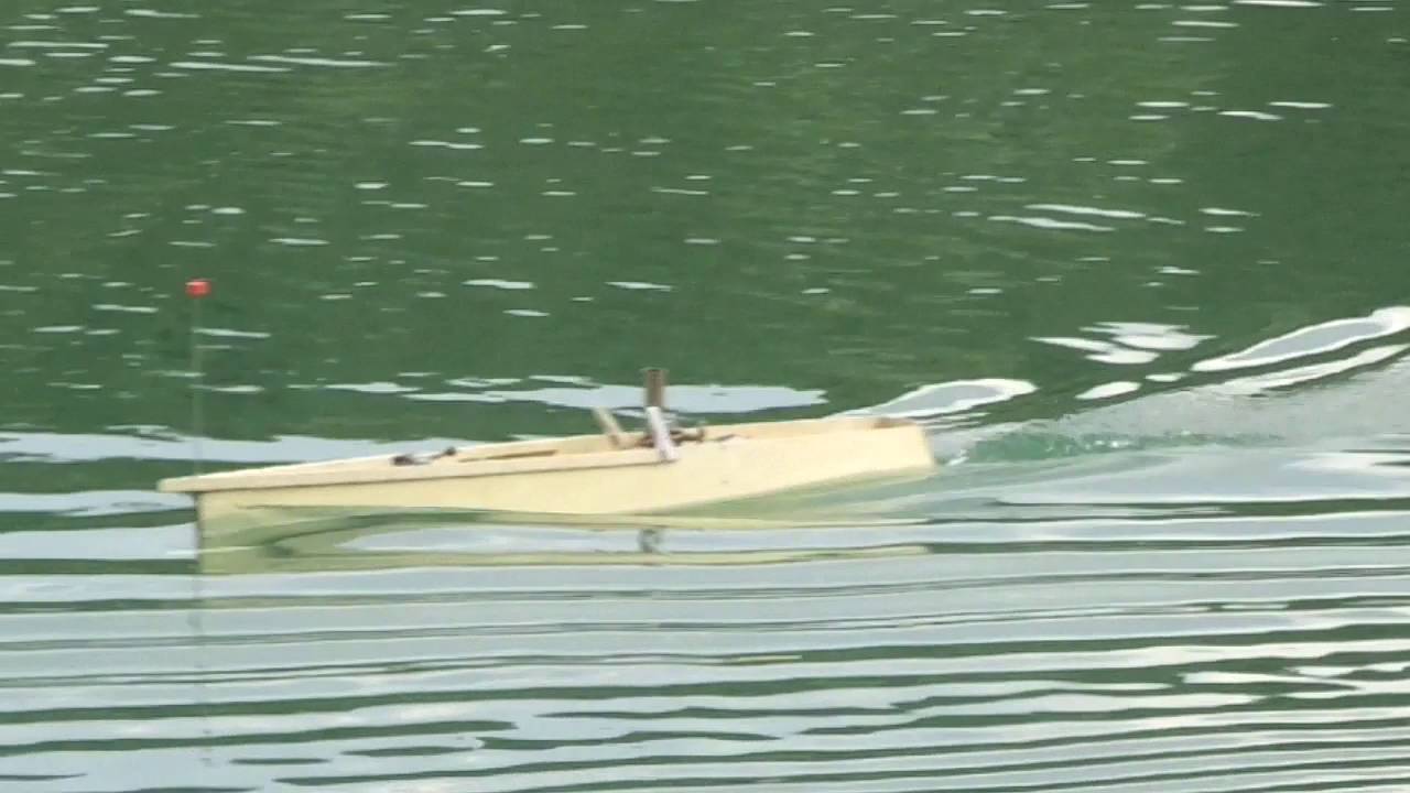 Marco's fast steam launch tested on the lake of Campaldoni, Tuscany ...