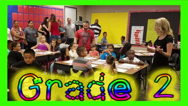 Jfunk Starts Second Grade!! [NEW Family Vlog #8] - YouTube