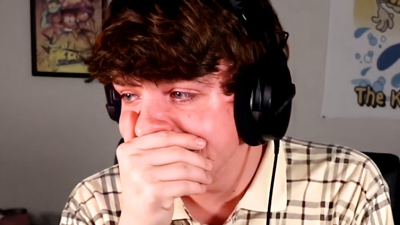 Karl Jacobs Is Being Stalked AGAIN... - YouTube