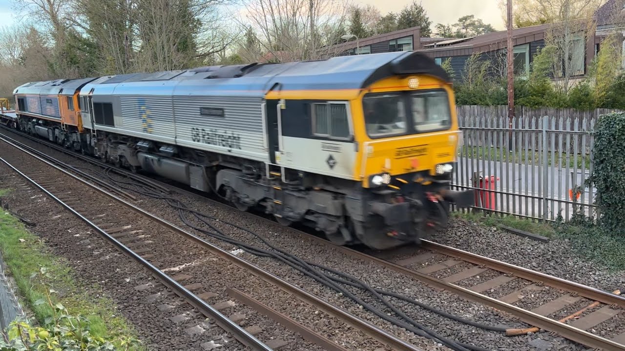Class 66 | 66694 ‘Steve Hannam’ + 66744 ‘Heart of Wales’ | GB ...