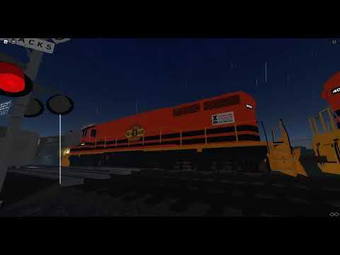 *Near Miss* ROBLOX NECR 4063 ex CSXT 7318 Trails on NECR Manifest Train Pass Claremont, NH ...