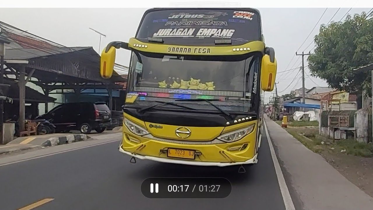 Juragan Empang Duet bareng Trio RR Trans Full Basuri #bus #telolet # ...
