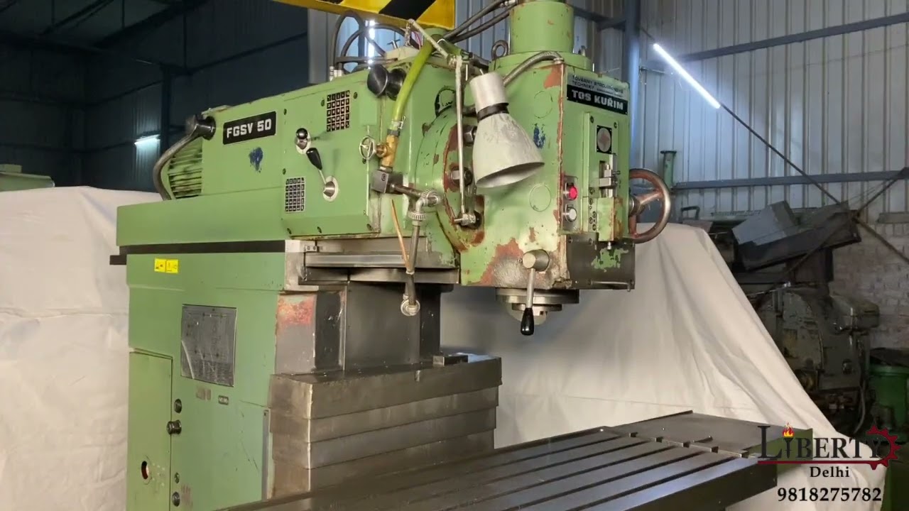 TOS FGSV 50 Heavy Duty Vertical Milling Machine - YouTube