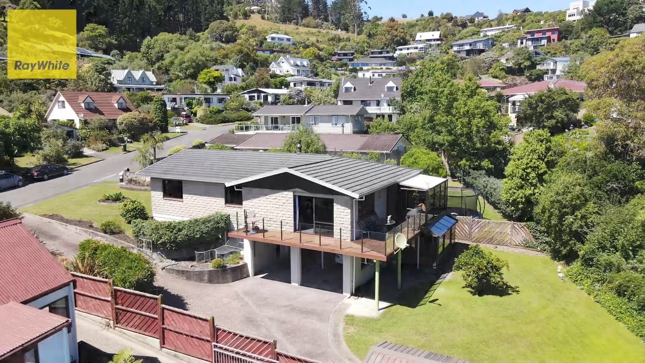 Ray White 9 Montrose Drive V2 - YouTube