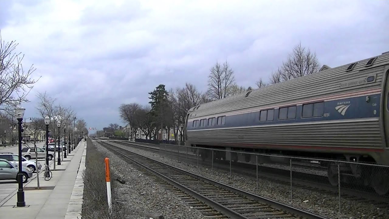 Amtrak 508 West meets Metra 402 East - LaGrange, IL - YouTube