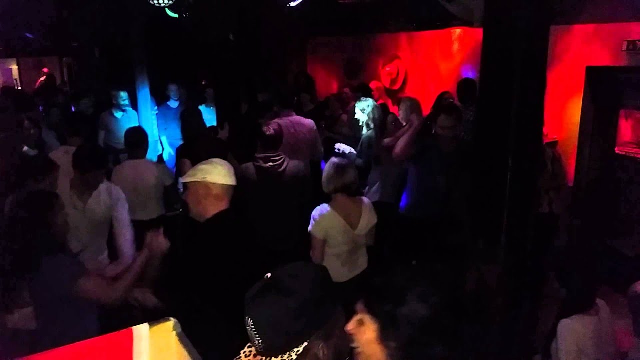 Kubanische Salsaparty in der Curubar - YouTube
