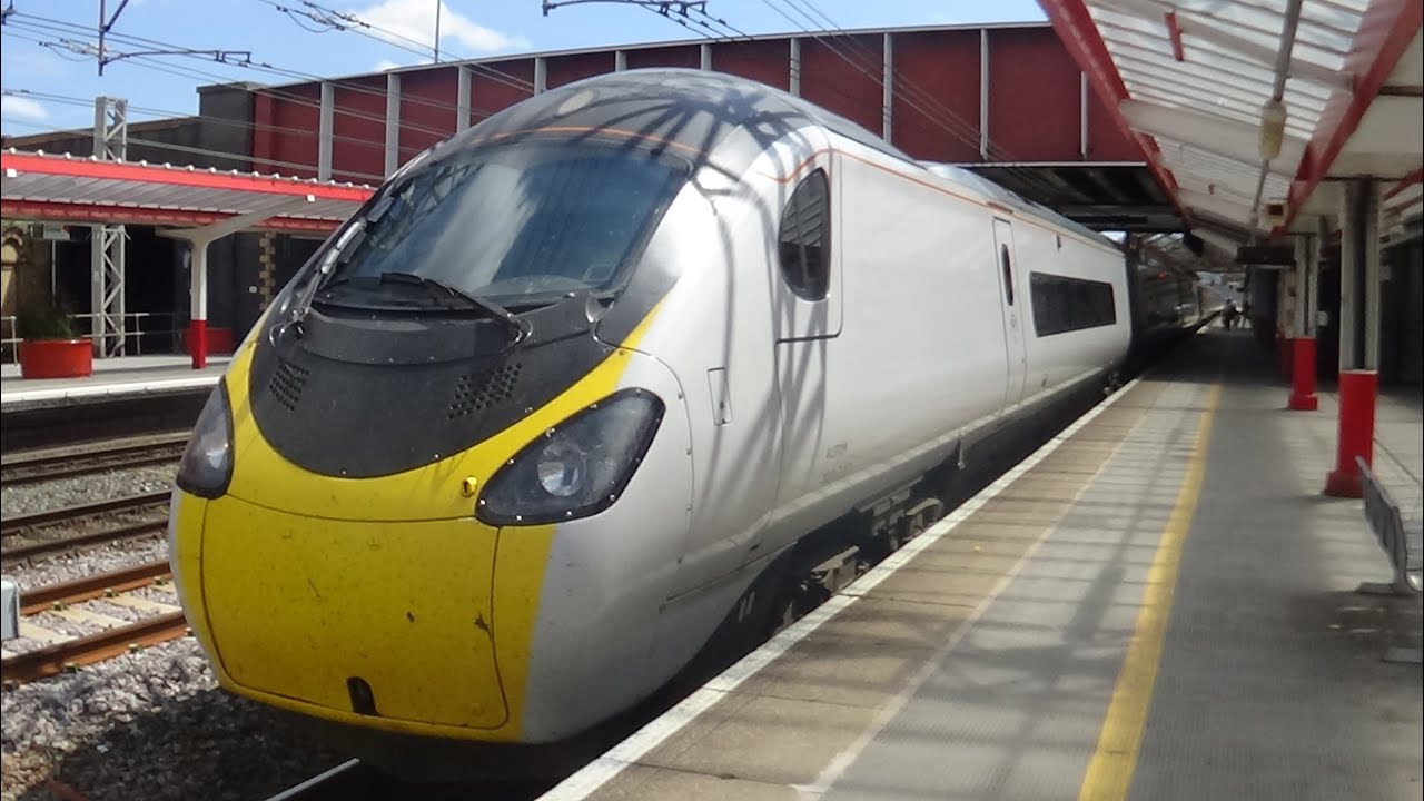 Trains at Crewe - WCML - 23/6/20 ft. Grand Central Class 90 - YouTube