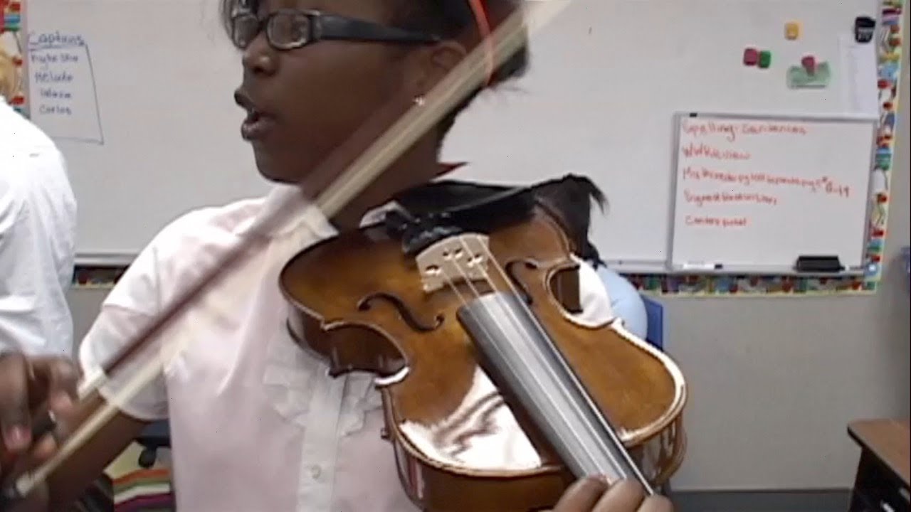 Build-A-Band Music program in the classroom - YouTube