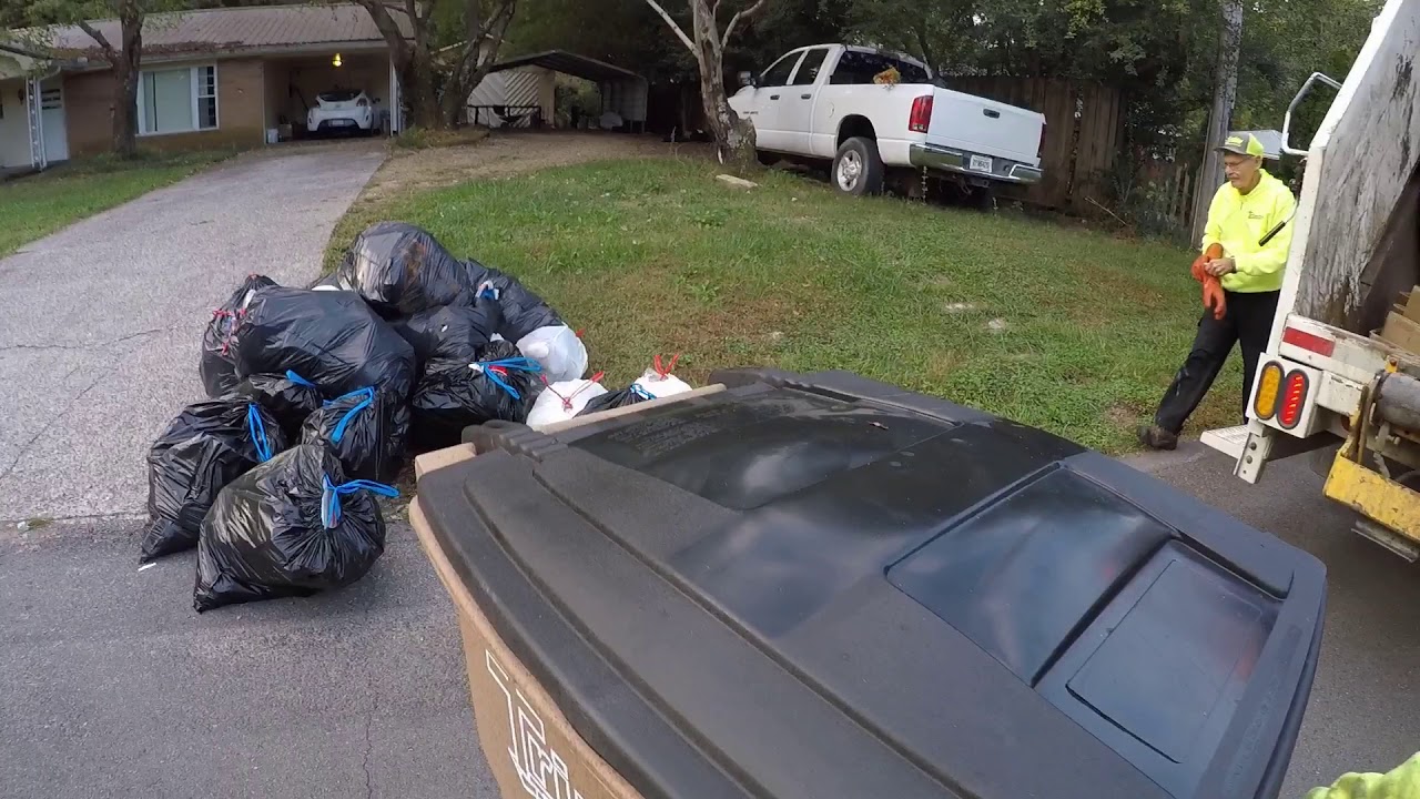 Trinity Disposal Service Tuesday collection highlights - YouTube
