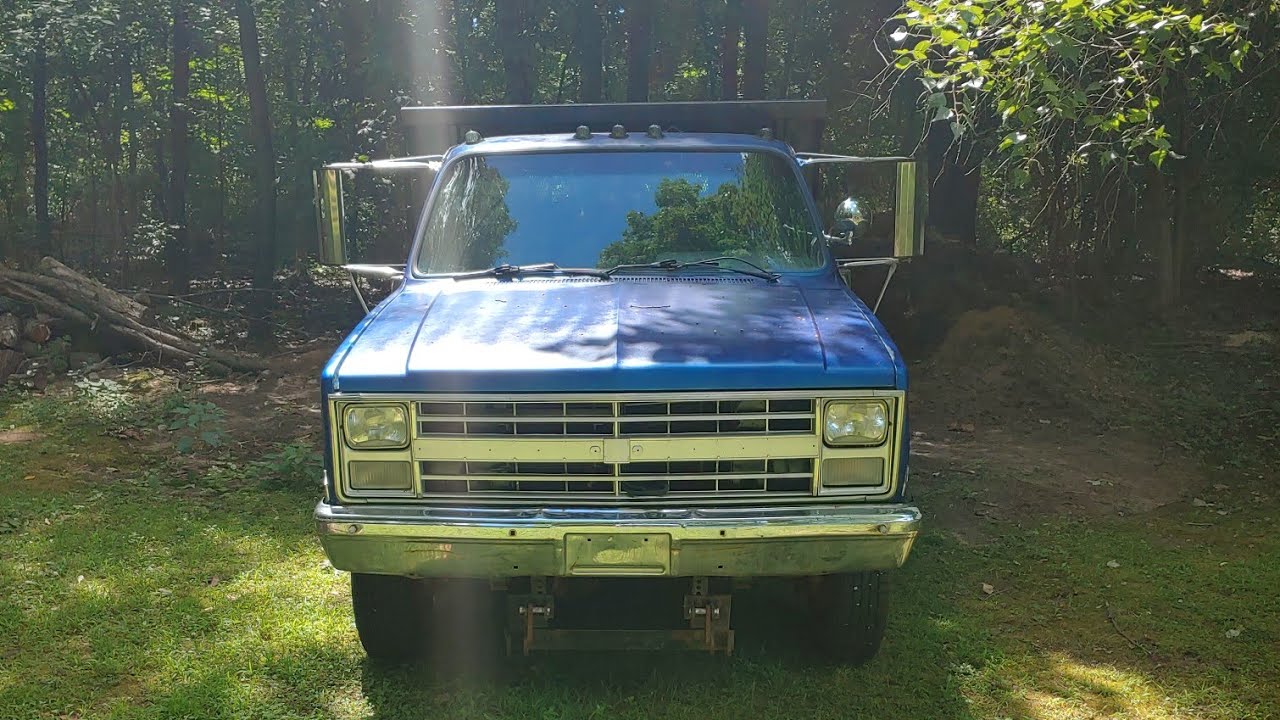 Square Body GMC 6.2L Detroit Diesel 1985. A day in the life. - YouTube