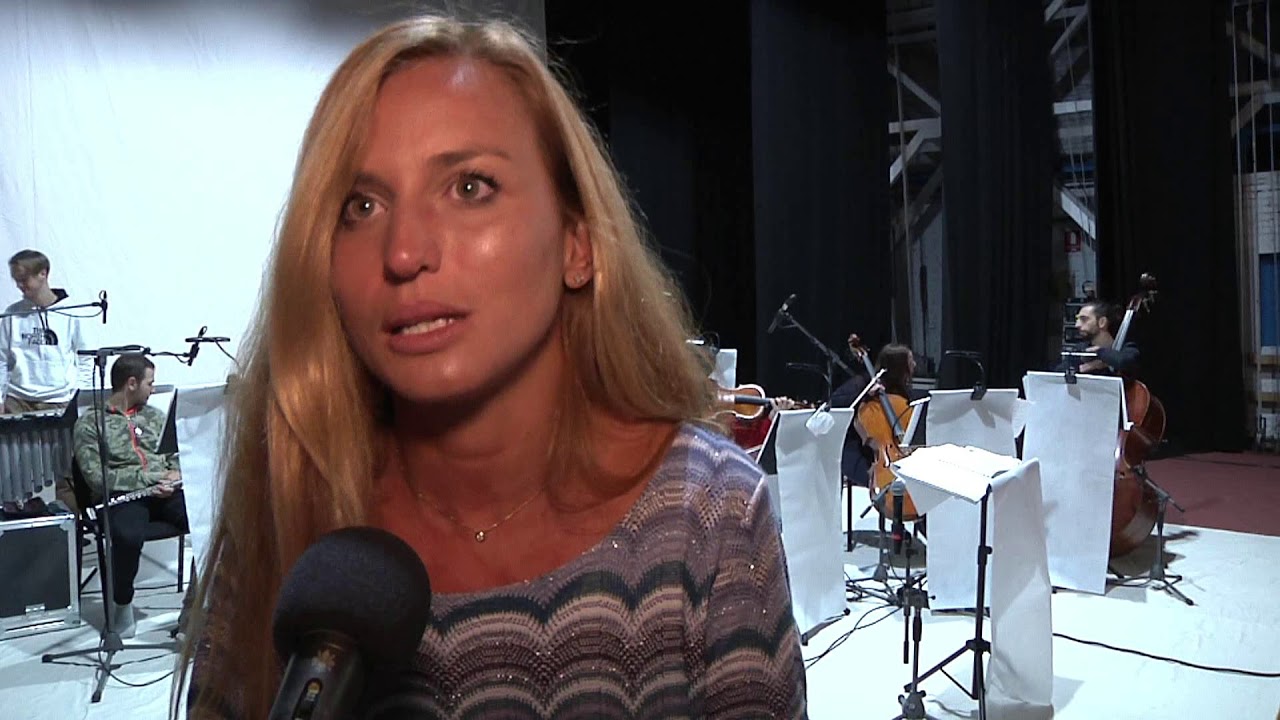 BEATRICE VENEZI IN CONCERTO AL TEATRO VERDI - YouTube