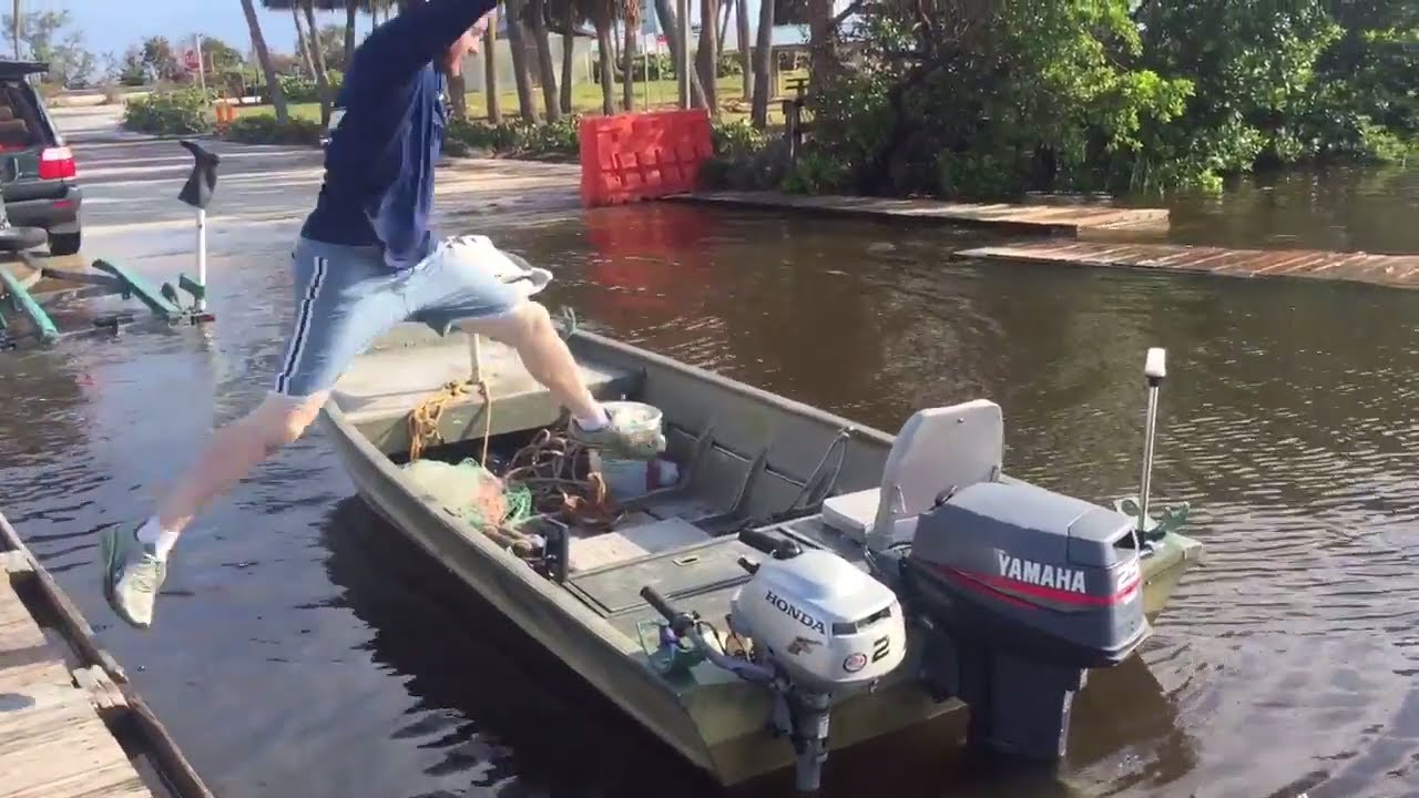 Super FAST SOLO boat launch!!! - YouTube