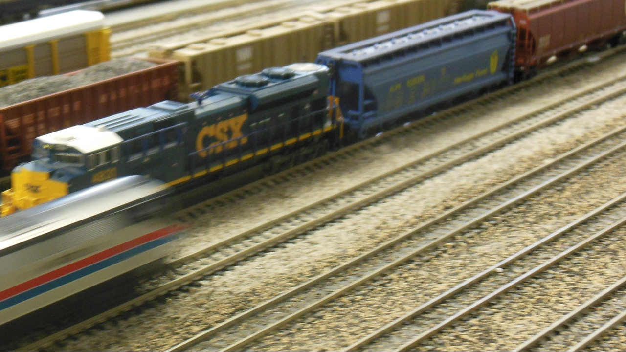 Large Modular N Gauge Train Layout Round House Yard Locomotive - YouTube