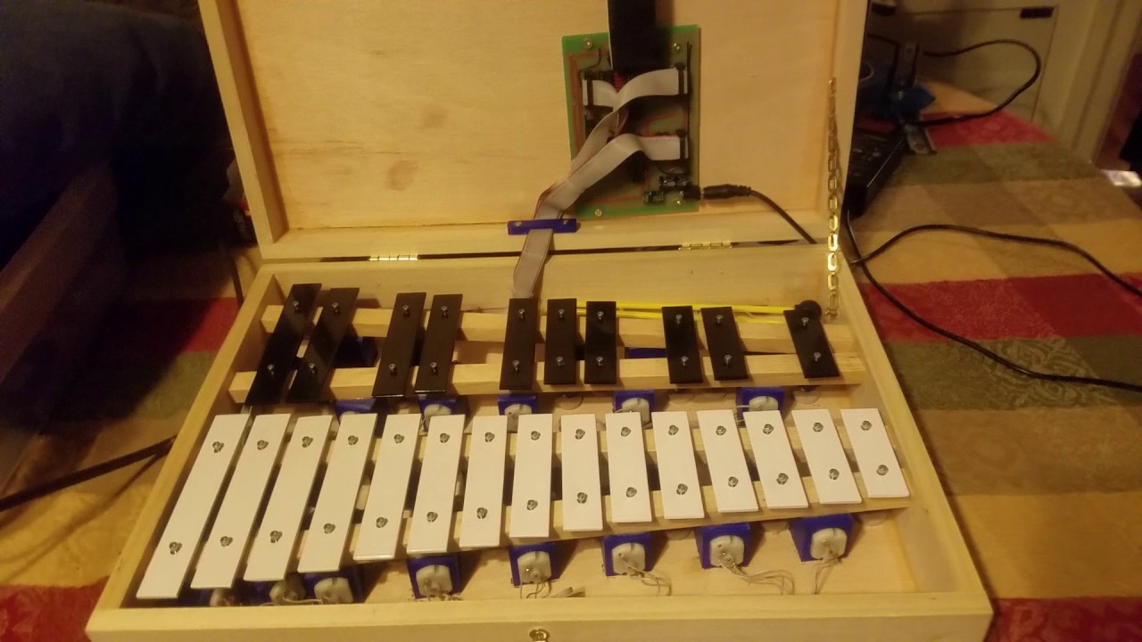 Player Xylophone - Wintergatan Marble Machine song - YouTube