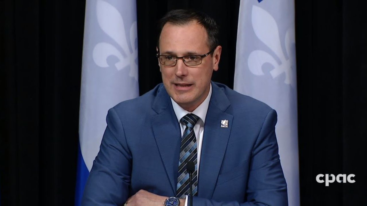 Des ministres du Québec discutent de la réouverture des écoles et des ...
