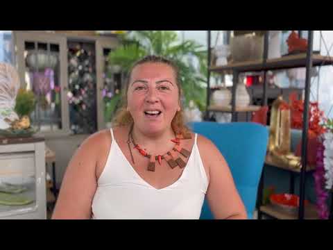 Ekibimizi Tanıyalım - Avenue Bodrum AVM Mağazası Satış Danışmanımız Ayşe Yuluk / 1