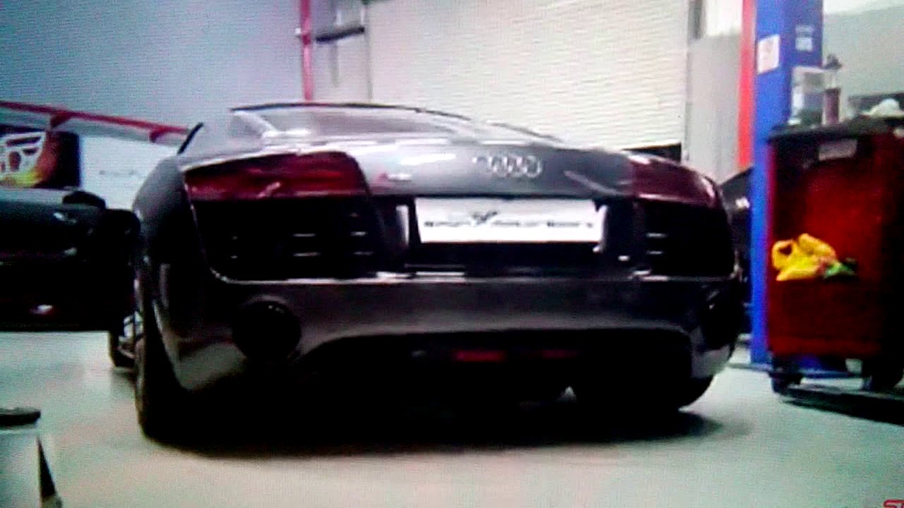 Audi R8 V10 plus-ipe exhaust sound & flames at Simon motor sport Dubai ...