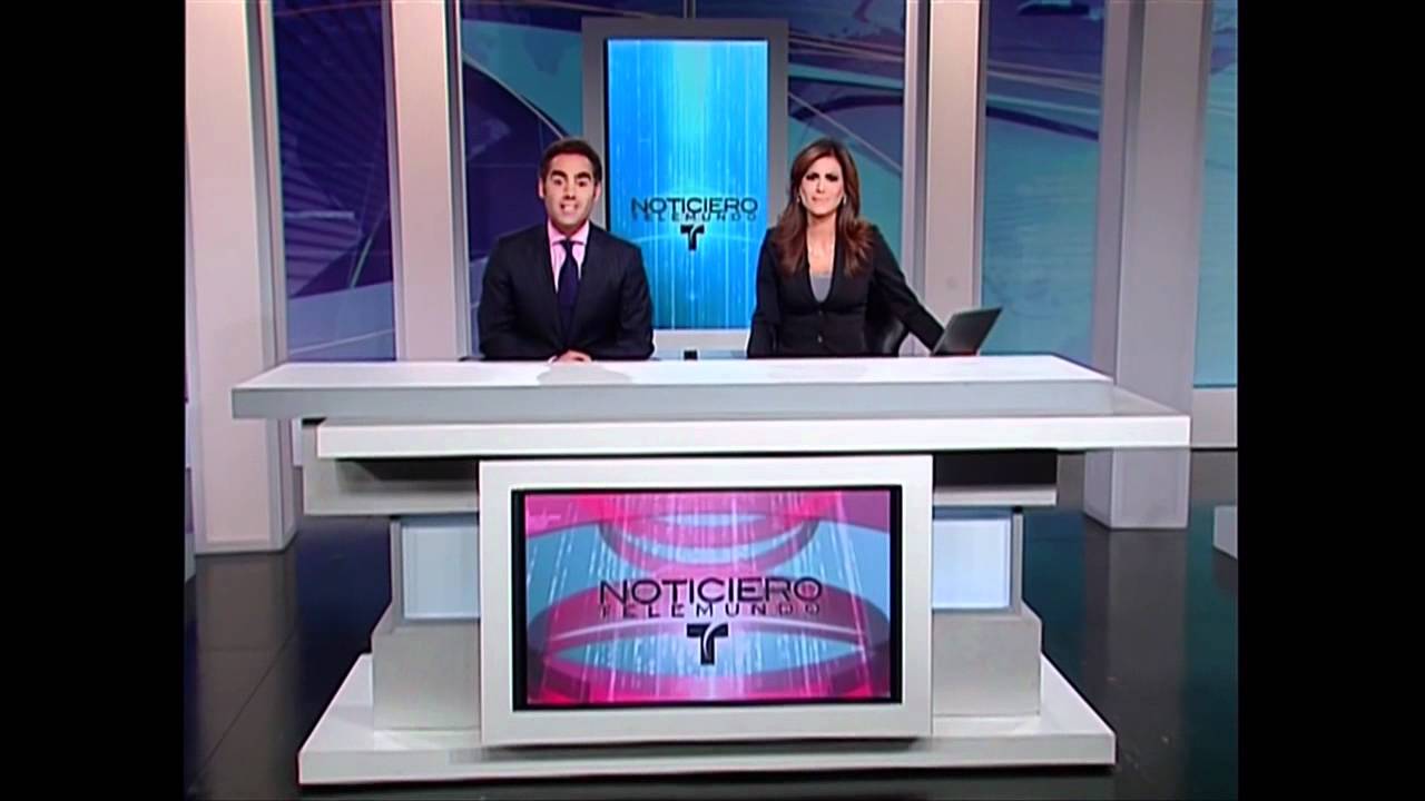 Noticiero Telemundo Montage 6/29/11 - YouTube
