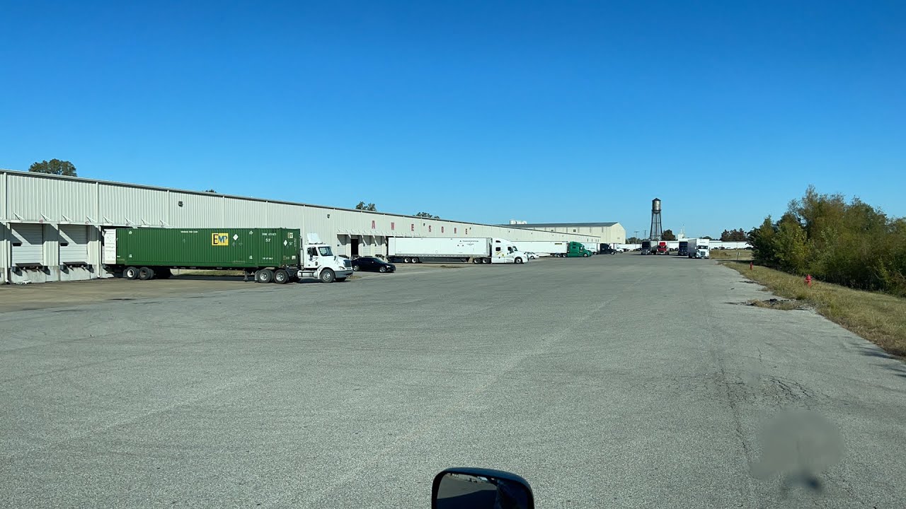 Freight Relocators Live: West Memphis to Little Rock Arkansas - YouTube