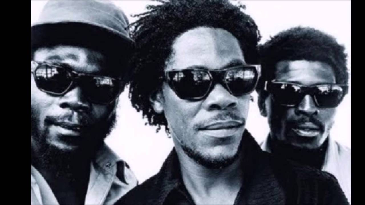 Albert Griffiths & The Gladiators - Vitamin A & C (1987) - YouTube