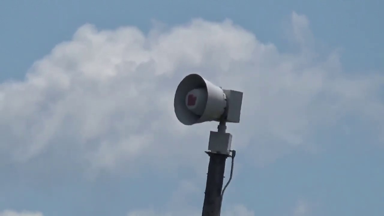 Federal Signal 2001-SRNB Siren Test, Alert: River Falls, WI 7/22/19 ...