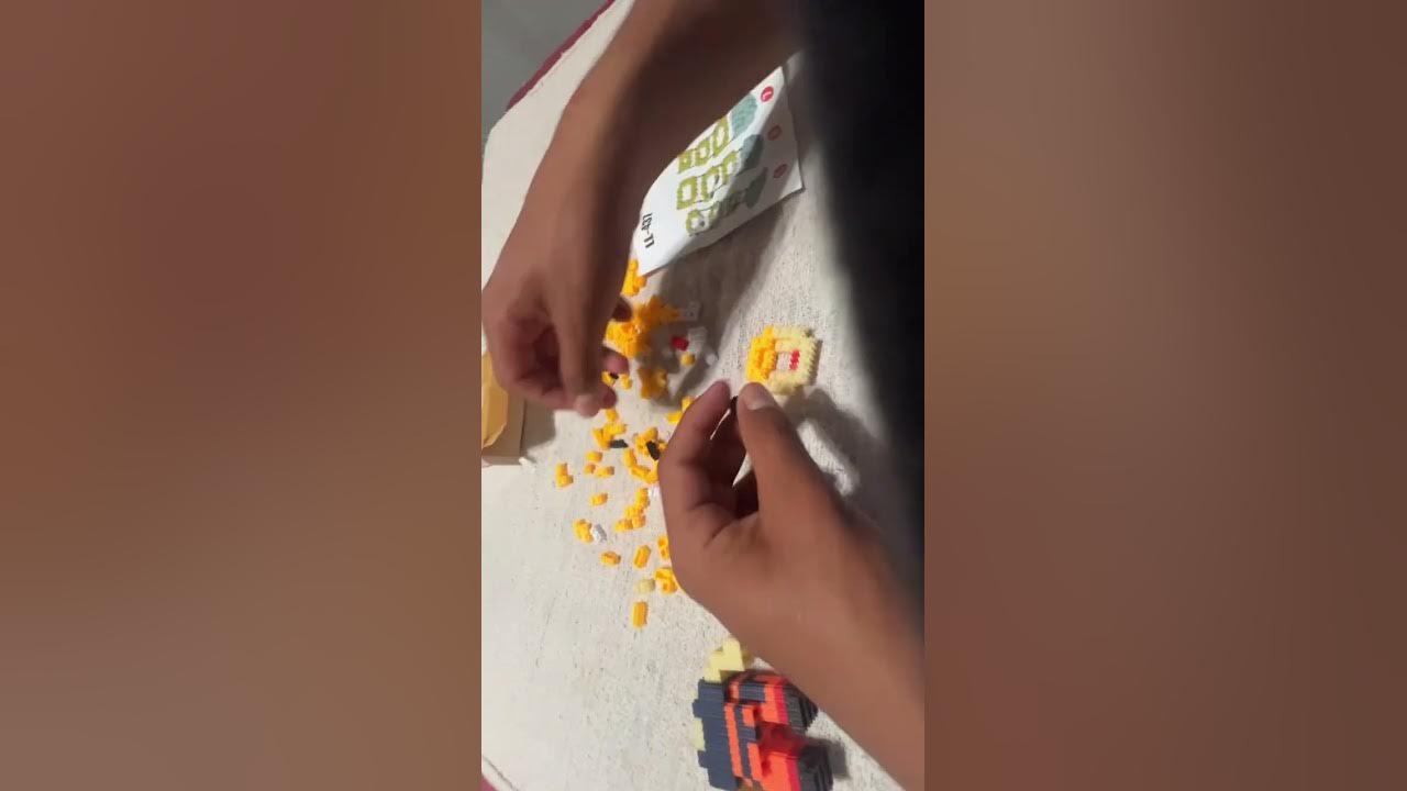 Armando legos - YouTube