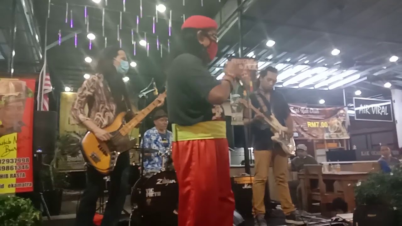 Nyanyi Sambil Pakai Face Mask.. // Suara Tetap Mantain..// Itulah ...